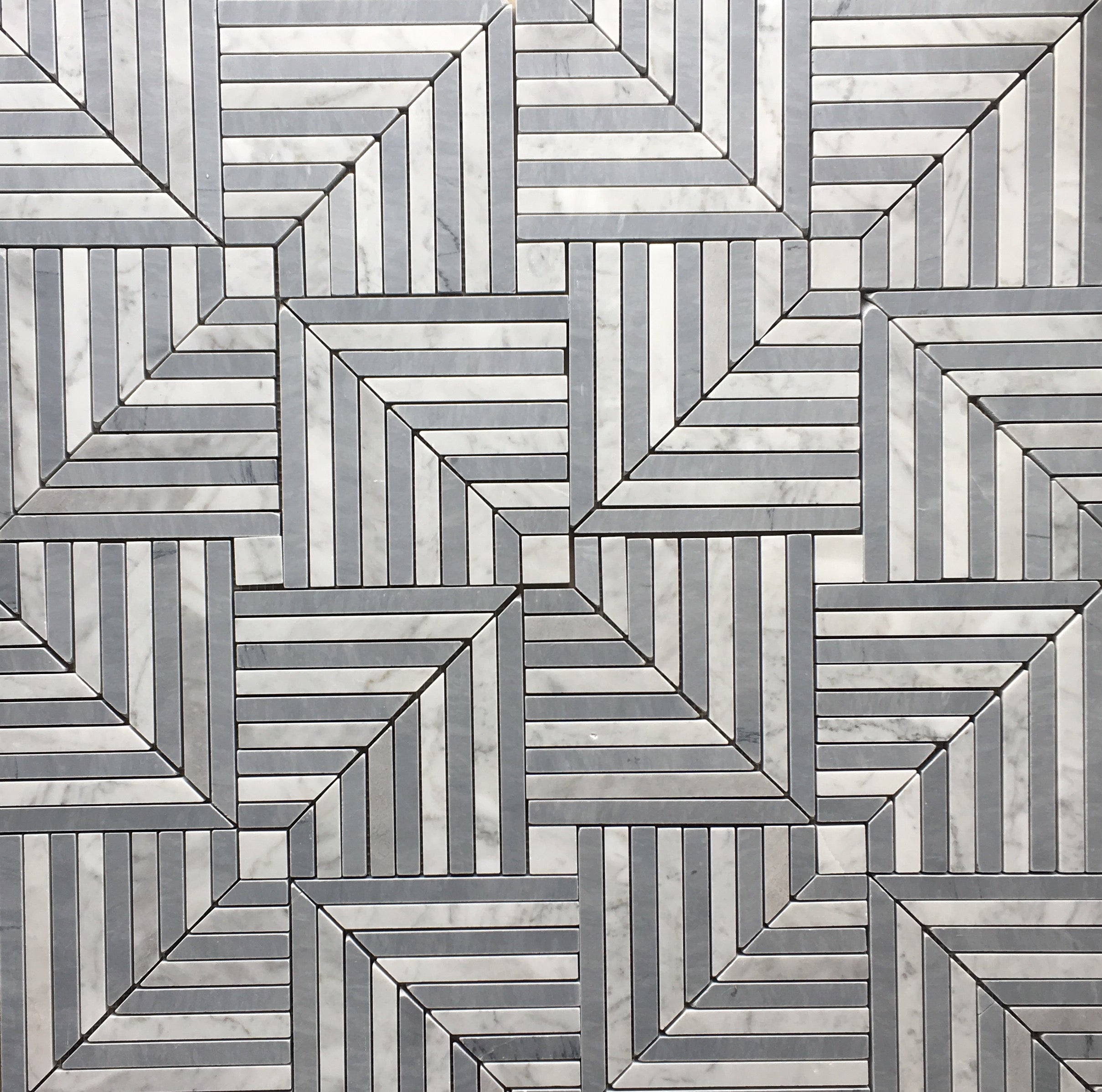 Chicago Carrara with Bardigilio Honed Mosaic – MILLER STONE & CO